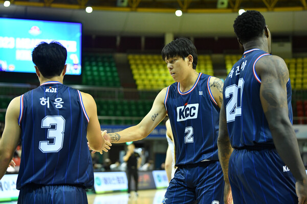 [KBL 개막①] 부산 KCC vs 서울 SK, 농구 전문가가 본 우승 후보 1순위는