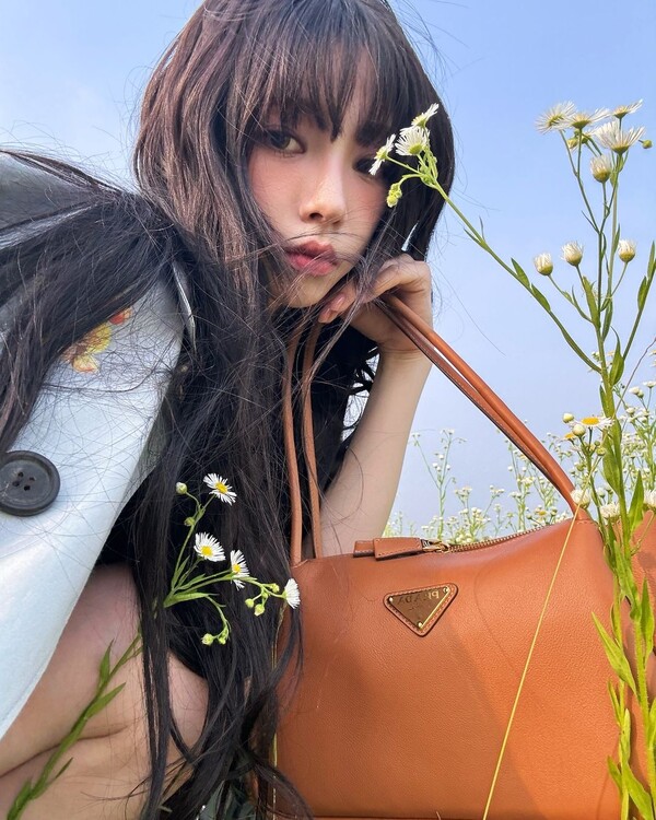 에스파 카리나, 눈 뗄 수 없는 환상 비주얼