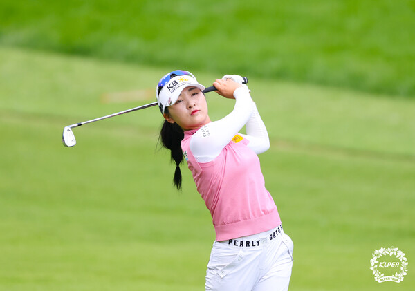 KLPGA '10억 원 클럽' 무려 3명... 역대 최고액 상금왕 탄생할까