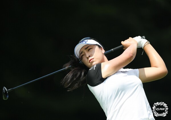 윤이나, 32위로 KLPGA 선수 중 여자골프 세계랭킹 최고 순위 기록
