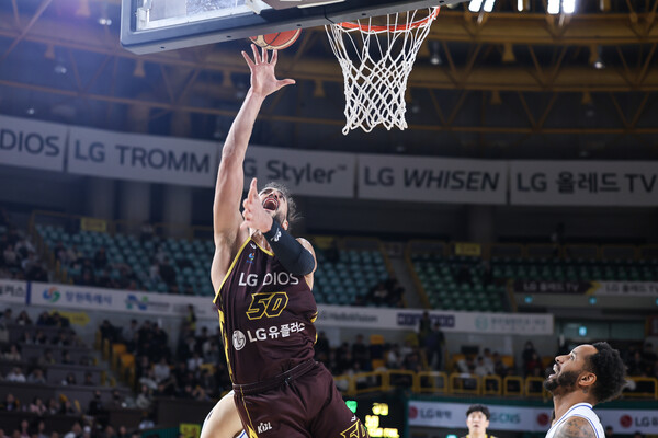 프로농구 LG, KCC 제압하고 4연승 질주… KT는 3연패 탈출