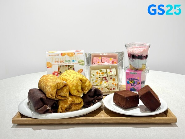 수건케이크·쫀득쿠키...GS25, 화제의 SNS 디저트 5종 출시
