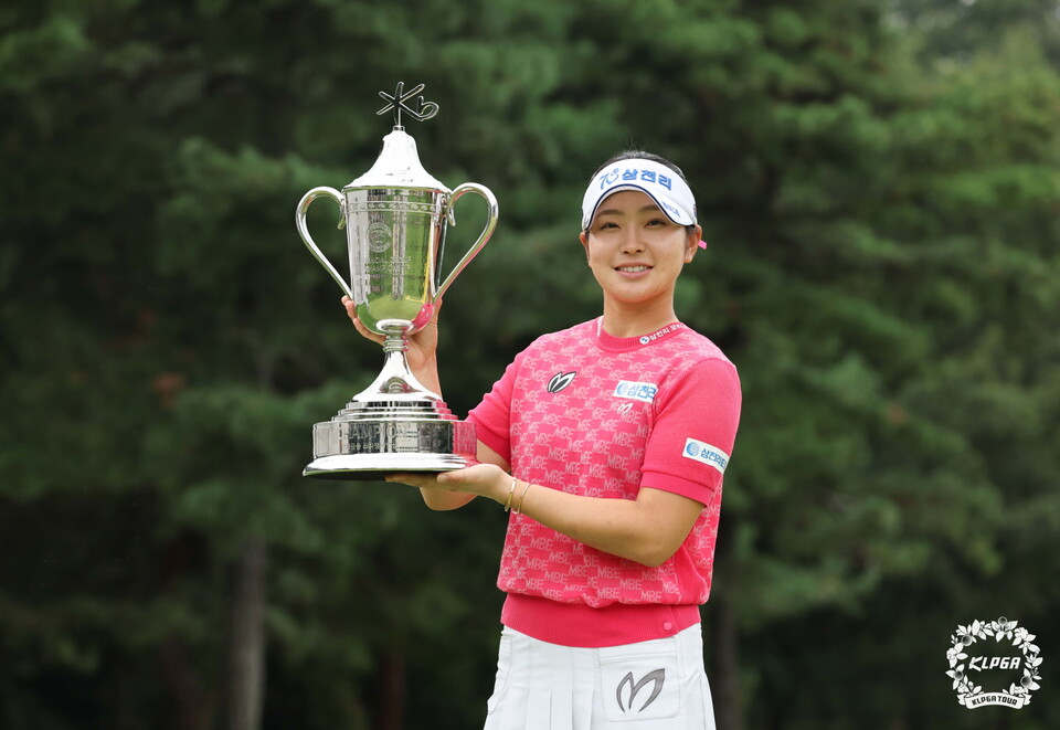 ‘메이저 2연패’ 유현조, KLPGA 시즌 3관왕도 가시권... 전성시대 활짝