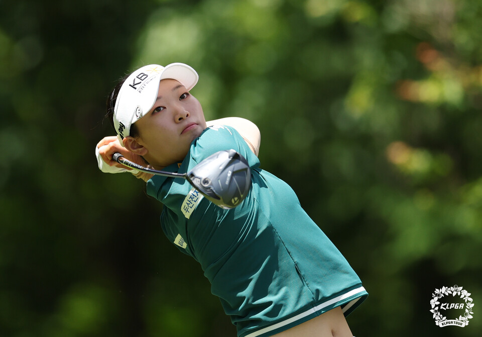 방신실·이동은, KLPGA 투어 OK저축은행 읏맨 오픈 2R 공동 1위