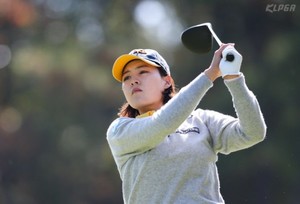 6타 줄인 전인지, LPGA 투어 개막전 2R 4타 차 3위로 도약