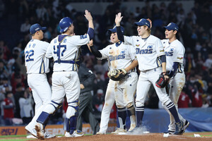 NC, 3연승으로 SSG 꺾고 PO 진출… 김영규 시리즈 MVP