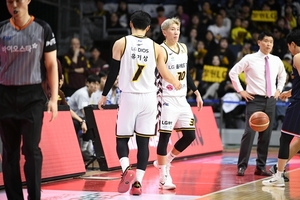 프로농구 LG, KCC 꺾고 2위 도약… 한국가스공사는 PO행 확정