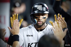 '2군 다녀온 MVP' KT 로하스, 복귀전서 부활 신호탄